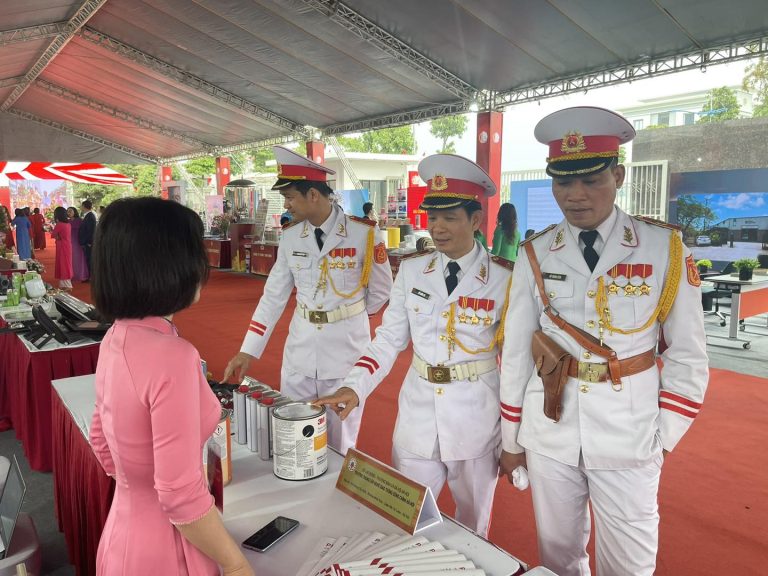 🎊LỄ KỶ NIỆM 10 NĂM THÀNH LẬP QUẬN BẮC TỪ LIÊM🎊 - Trường trung cấp nghề GTCC